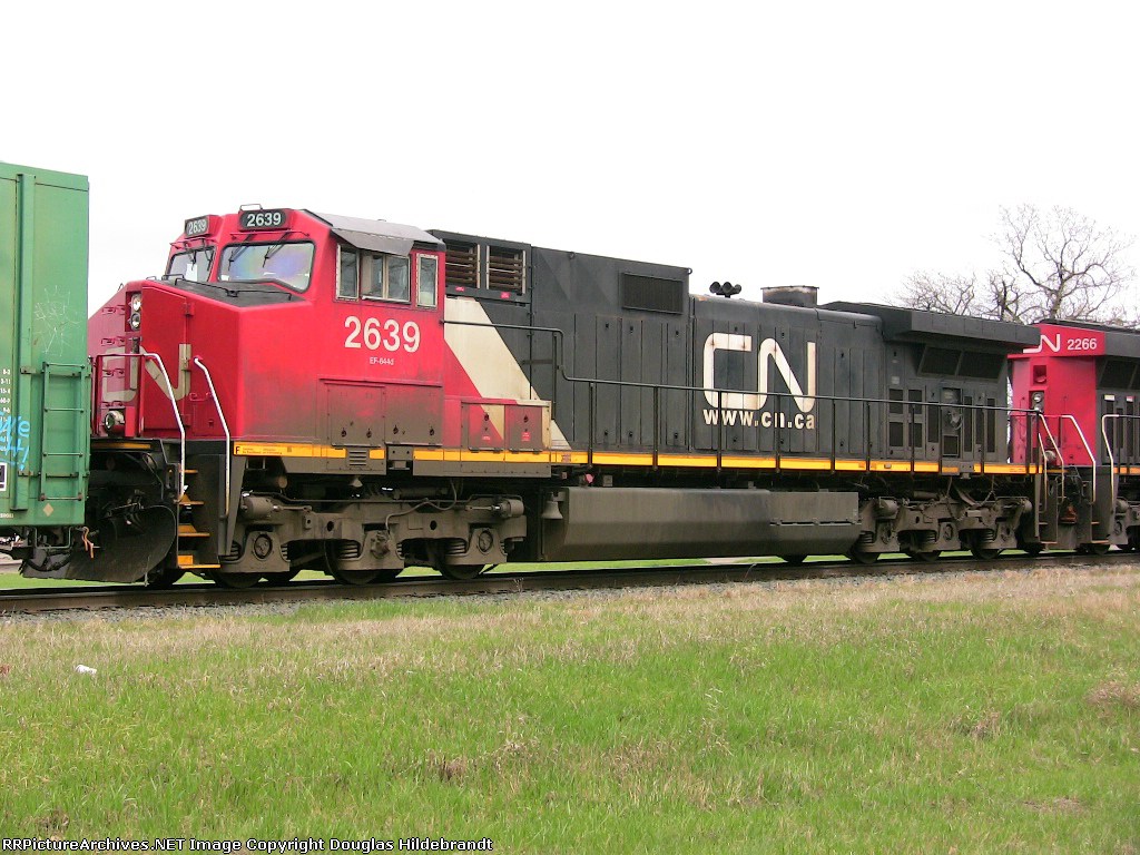 CN 2639